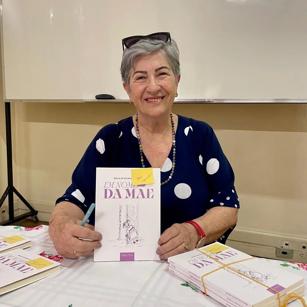 Maria do Rosário Rivelli lança livro em Betim (MG) - Correio de Minas