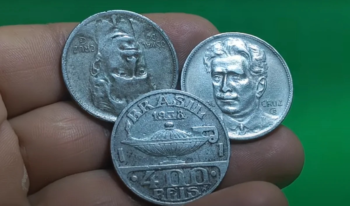 Essa moeda de 400 Réis pode estar entre suas coisas – e vale um bom ...