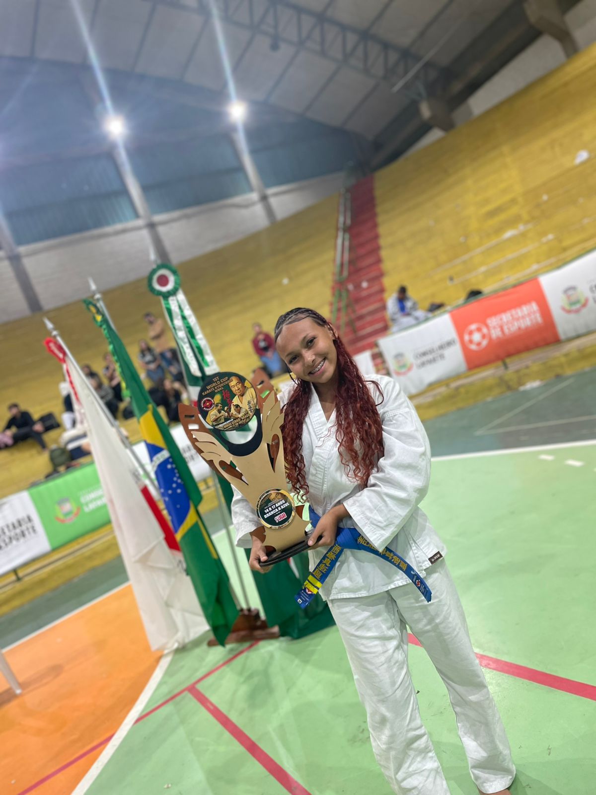 Maria Luiza, de 16 anos, conquista 1º lugar em campeonato mundial de ...